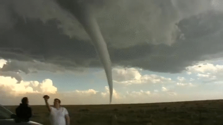 R8 GIF em GIFER - de Doukinos