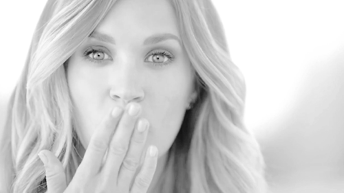 Baby perfect queen GIF on GIFER - by Forcemane
