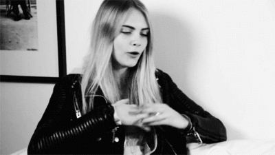 GIF girl model pretty - animated GIF on GIFER - by Mecage