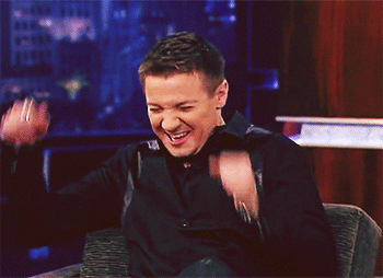 Jeremy renner snl GIF en GIFER - de Miraath