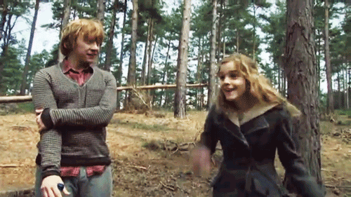 Emma stone dancing ellen GIF on GIFER - by Fondis