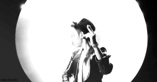Top GIF on GIFER - by Kerazar