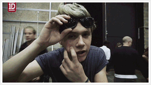 Louis GIF on GIFER - by Brazshura