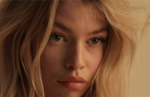 GIF emily ratajkowski hunt - animated GIF on GIFER - by Ragewood