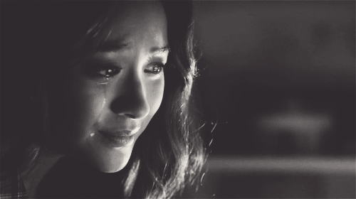 GIF crying - animated GIF on GIFER - by Yozshugore