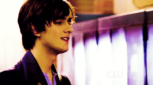 Declan coyne anya macpherson manny santos GIF on GIFER - by Kaath