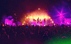 Gifs De Coldplay Coldplay Celebrates Tour Of The Year Win With