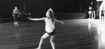 Dançarino dançando fila GIF en GIFER - de Cellador