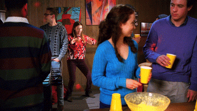 The middle GIF on GIFER - by Mogas