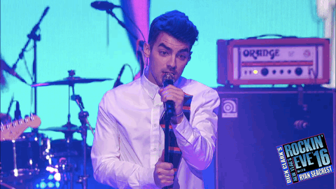 Cutie pie GIF on GIFER - by Vudogul