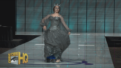 Runway fashion GIF on GIFER - by Nehn