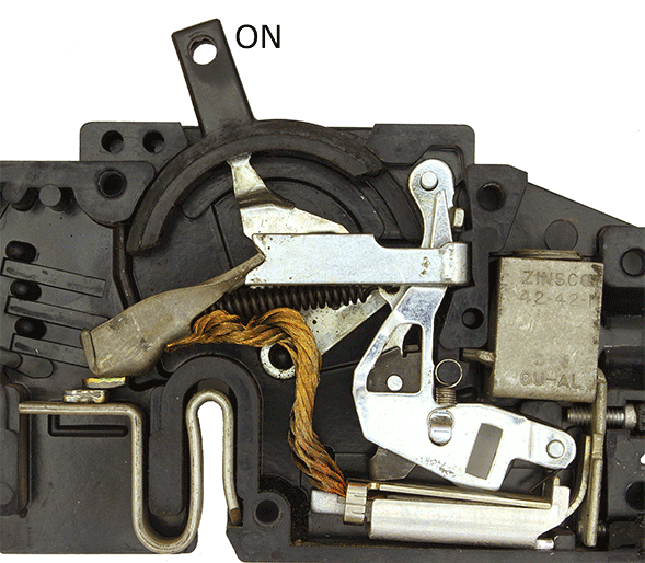 Circuit view breaker GIF on GIFER - by Dalbine