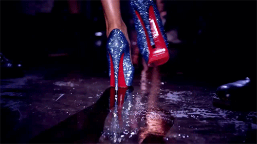 GIF walking - animated GIF on GIFER - by Zarius