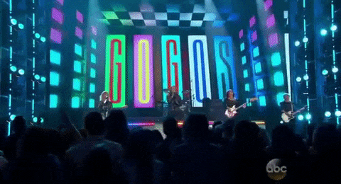 500 notes GIF on GIFER - by Bloodwarden