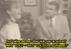 Funny interview laughing GIF on GIFER - by JoJojas