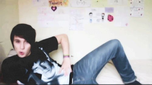 Dan Howell Cute Gif