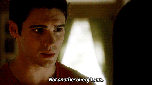 Jeremy gilbert GIF on GIFER - by Gagra