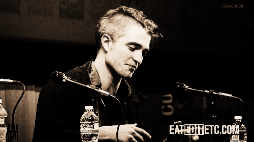 Robert pattinson GIF on GIFER - by Adriebor