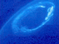 GIF northern lights - animated GIF on GIFER - by Centrirgas