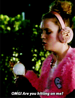 Enemaroberts chanel 3 scream queens GIF en GIFER - de Fordrenrad