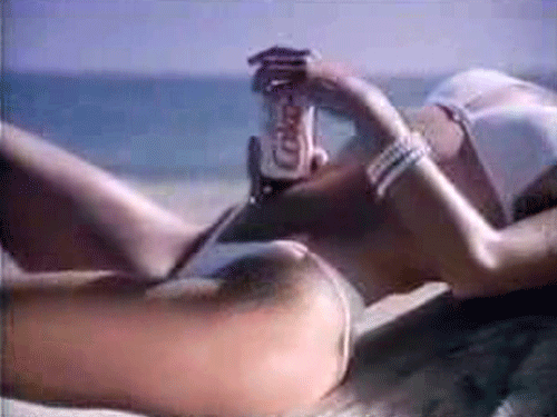 Ellen covergirl ellen show GIF on GIFER - by Nilalas