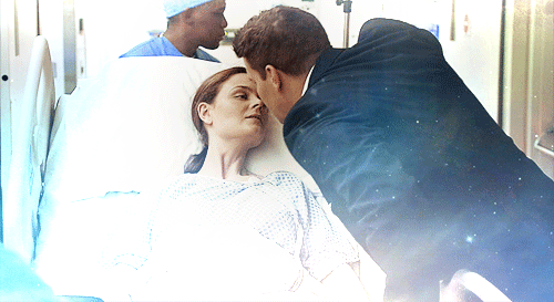 GIF maricruz delgado i dont really know what this is but the song ...