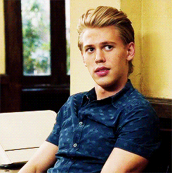 Austin Butler Carrie Diaries Gif