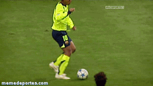 Ronaldinho football GIF on GIFER - by Marihuginn