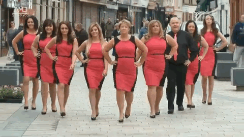 Advert GIF - Find on GIFER