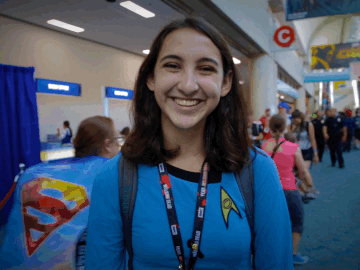 GIF cosplay comic con sdcc2016 - animated GIF on GIFER