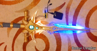 Гифка косплей крутой меч гиф картинка, скачать анимированный gif на GIFER