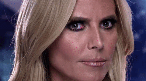 GIF staredown staring contest show - GIF animado en GIFER
