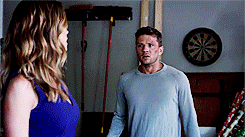 Ryan phillippe 1x05 GIF - Find on GIFER