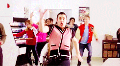 Hellow dancing glee GIF - Find on GIFER
