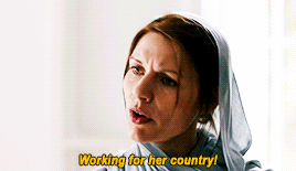 Hx carrie mathison fara sherazi GIF - Encontrar en GIFER