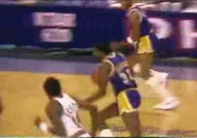 Magic Johnson Pass Gif