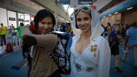 Cosplay comic con GIF - Find on GIFER