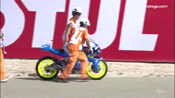 Motogp lol omg GIF - Find on GIFER