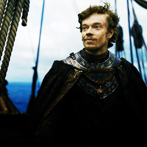 Theon greyjoy GIF - Find on GIFER