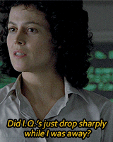 GIF aliens grimassen ripley - animated GIF on GIFER