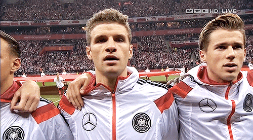 Thomas muller football soccer GIF - Find on GIFER