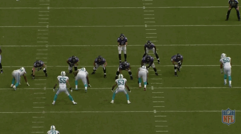 The quarterback GIF - Find on GIFER
