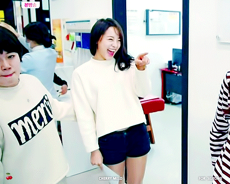 Kim GIF - Find on GIFER