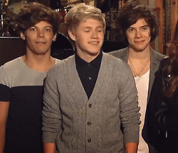 GIF eleanor tomlinson - animated GIF on GIFER