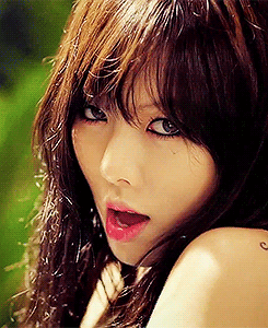 Hyuna GIF - Find on GIFER