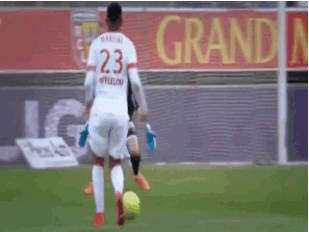 Sepak bola martial football GIF - Find on GIFER