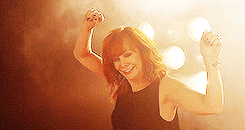 Reba mcentire love somebody rebaedit GIF - Find on GIFER