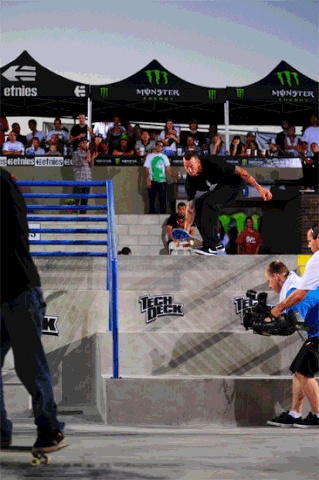 Hard days pete GIF - Find on GIFER