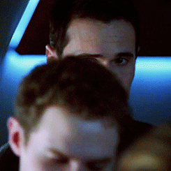 GIF shield naomi aosedit - GIF animado em GIFER