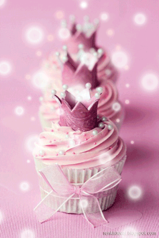 Cupcakes GIF - Find on GIFER